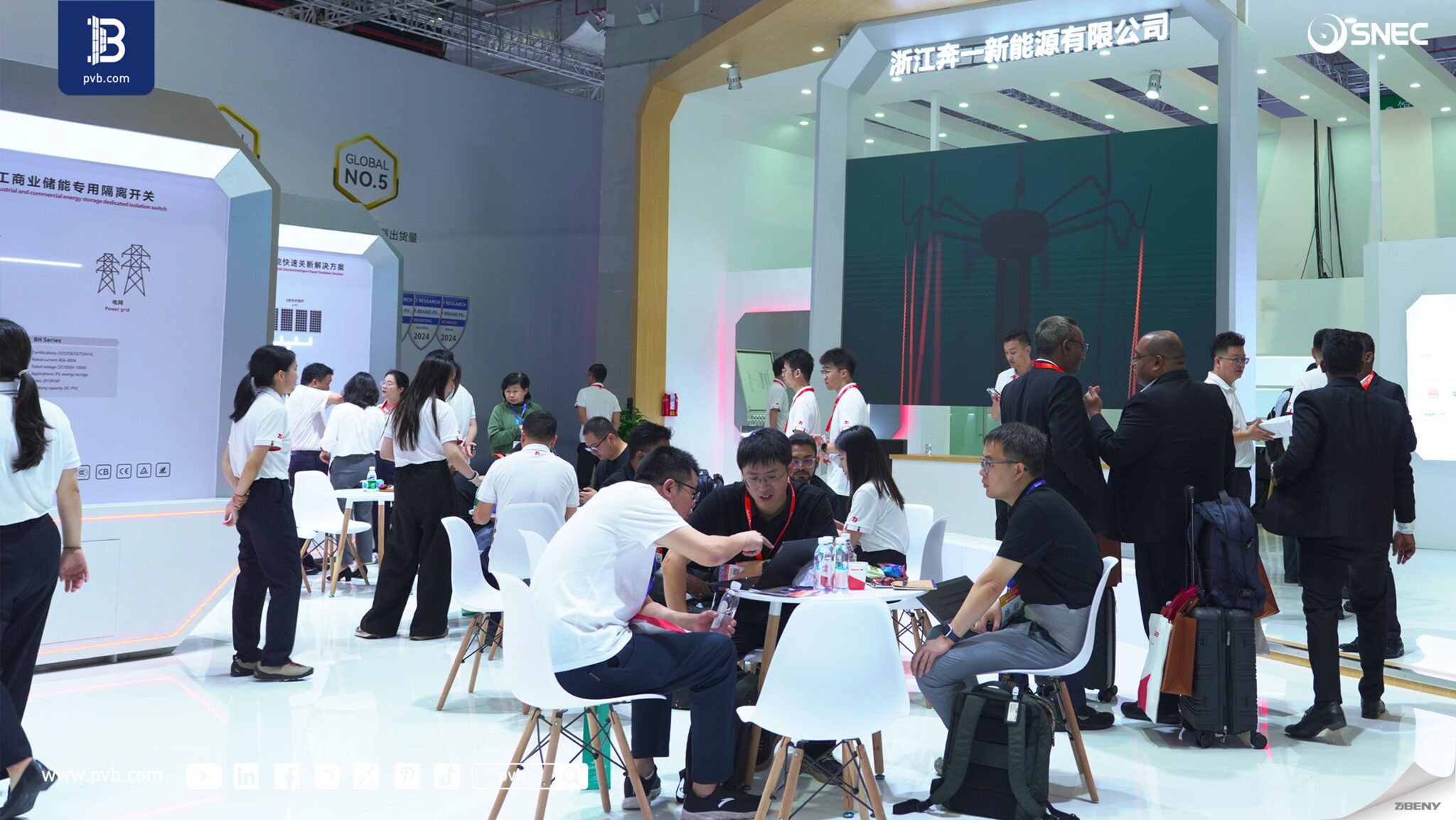 PVB、SNEC 2025で分散型エネルギーソリューションを展示 - PVBエネルギーストレージ